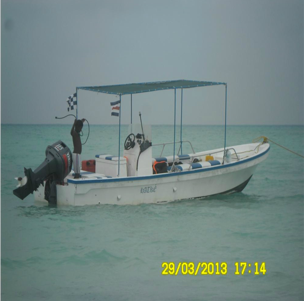 Bateau Marina Factory 7M, moteur Yamaha à Djibouti