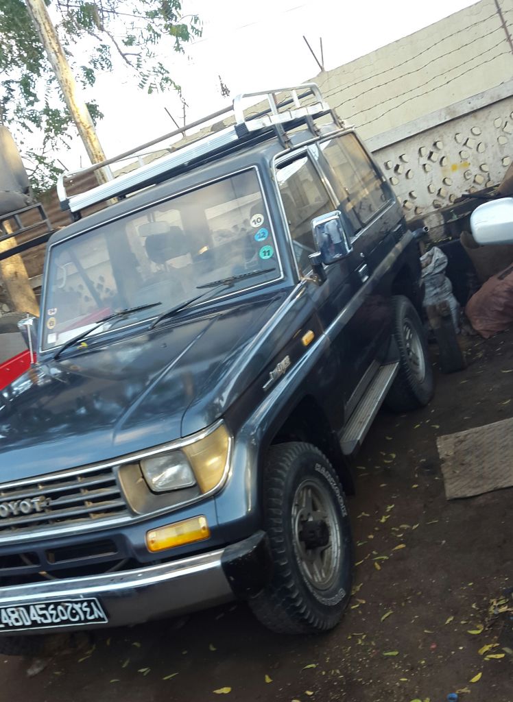 Toyota Land Cruiser Prado à Djibouti