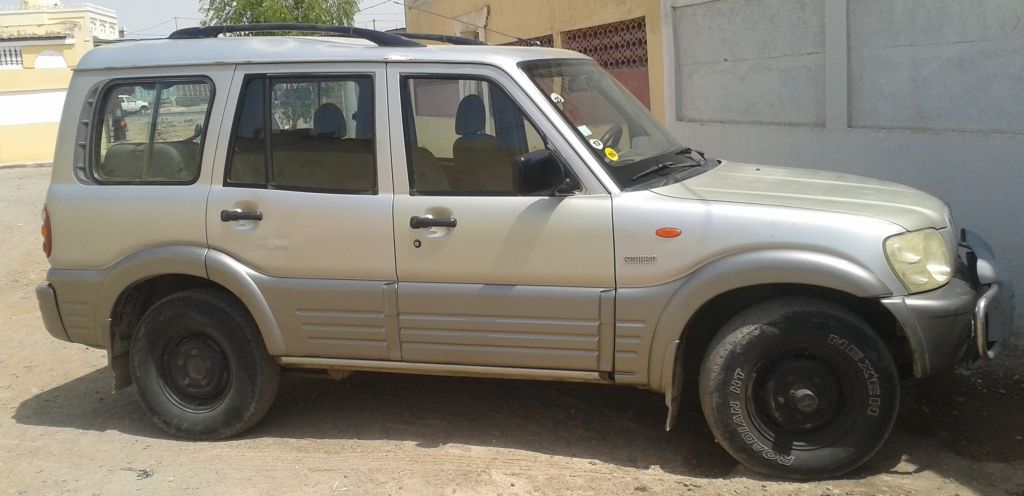 Mahindra scorpio glx 2.6 à Djibouti