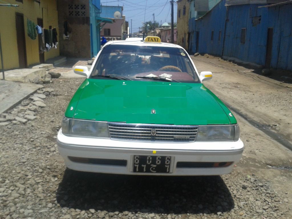 taxi toyota mark ii à Djibouti