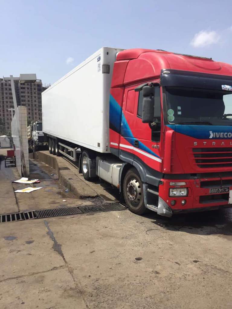 IVICO track 480 Model Européen à Djibouti