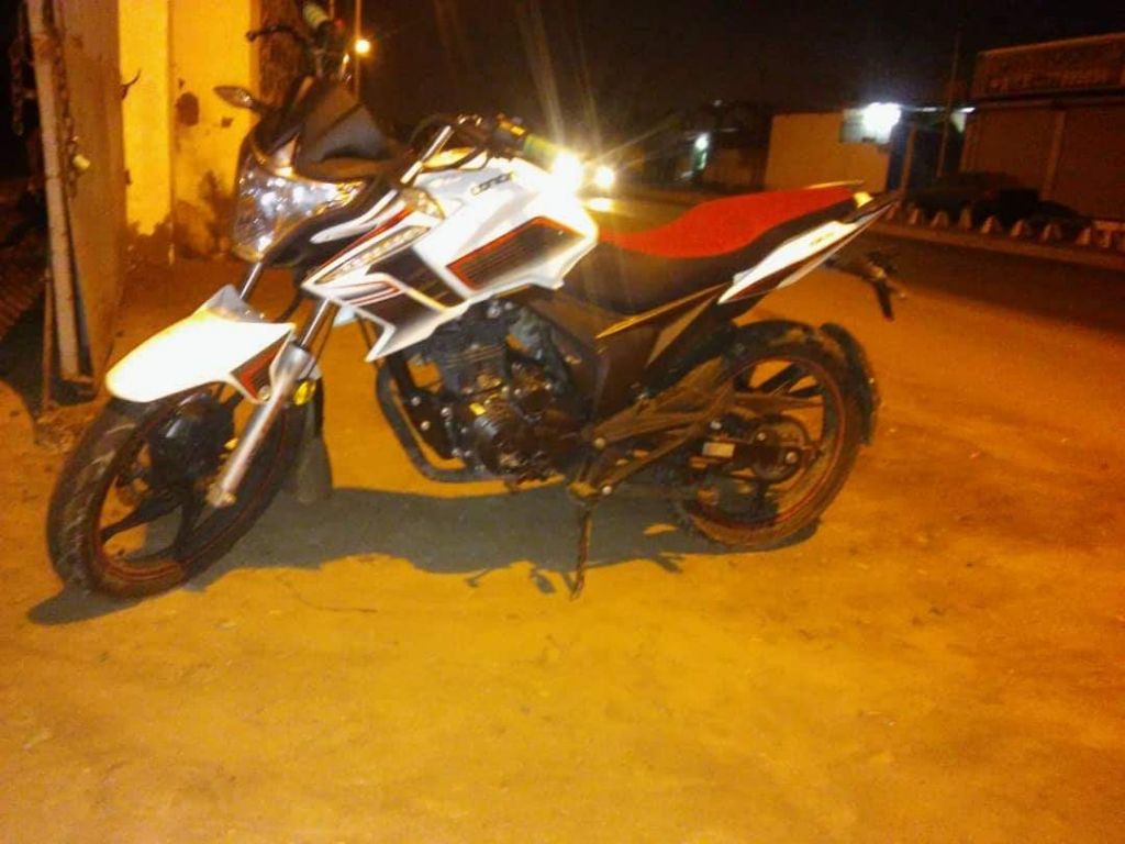 Moto loncin 150 neuf à Djibouti