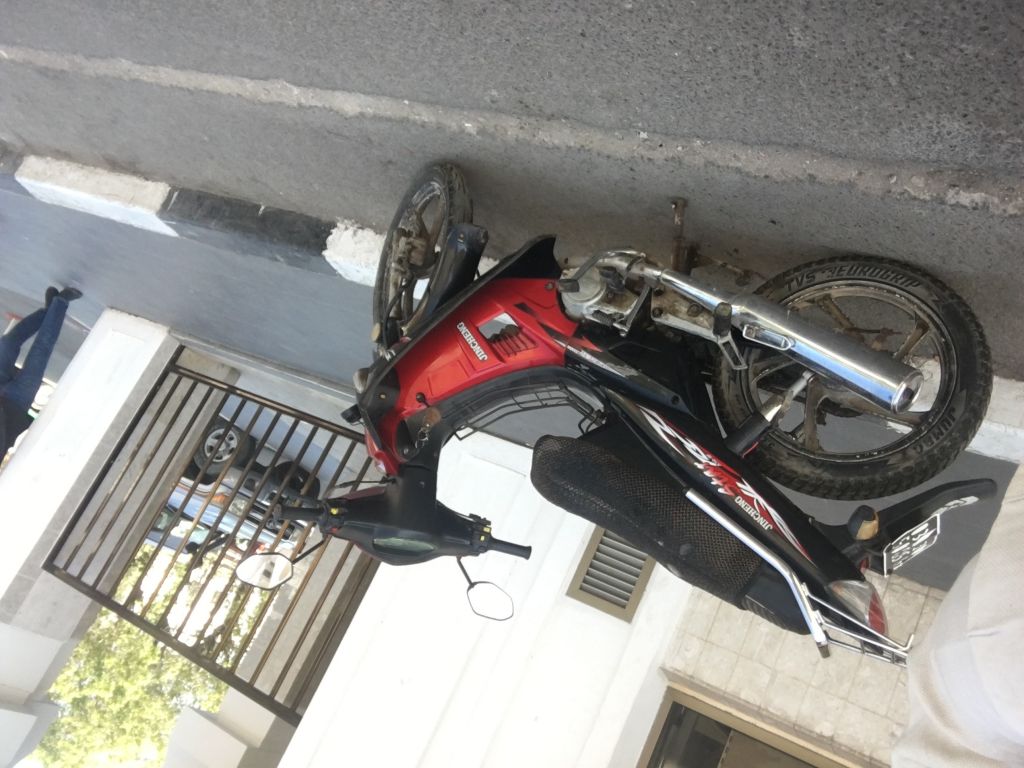 Moto Jincheng 110 à Djibouti