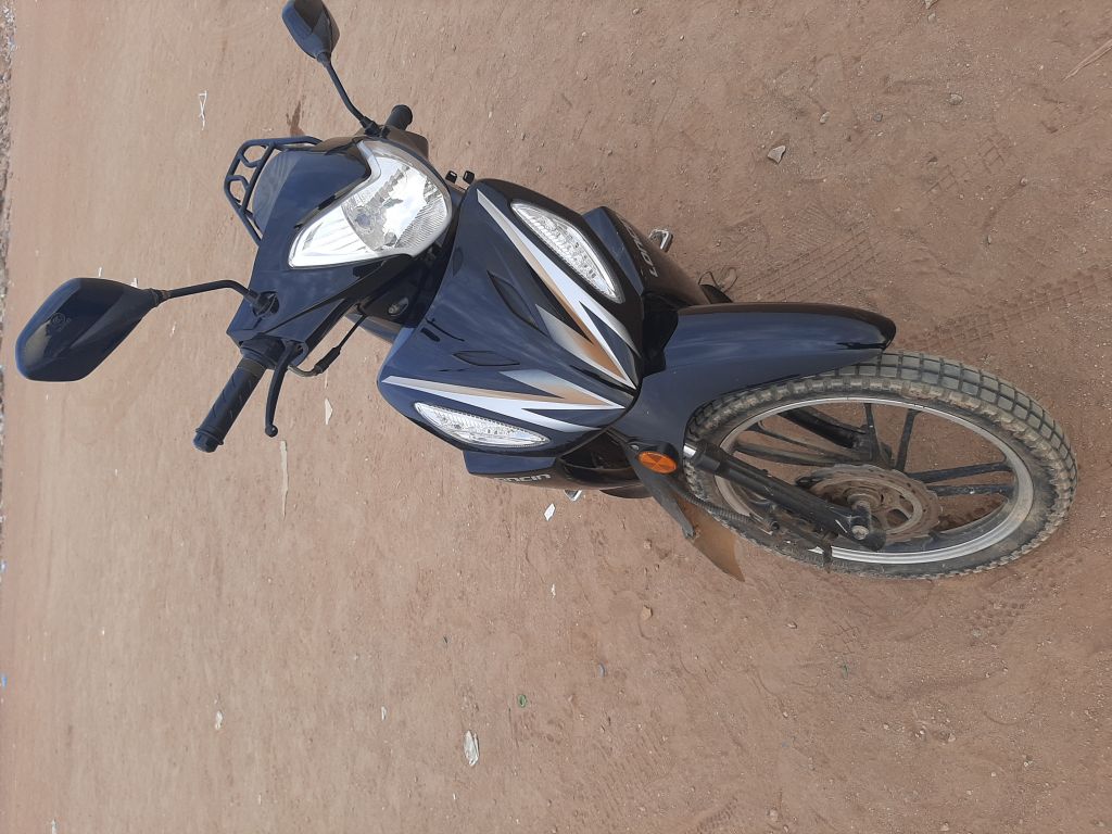 Moto loncin 110 à Djibouti