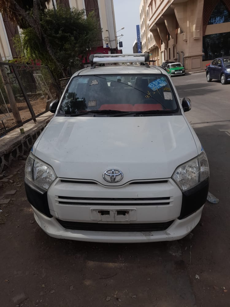 Toyota PROPOX 2014 à Djibouti
