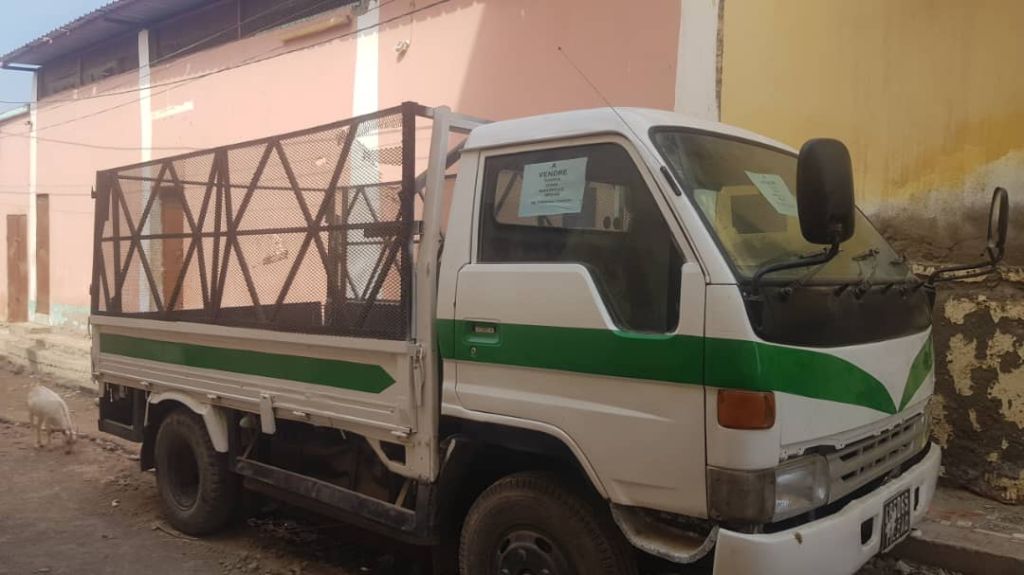 Dina ISUZU a vendre à Djibouti