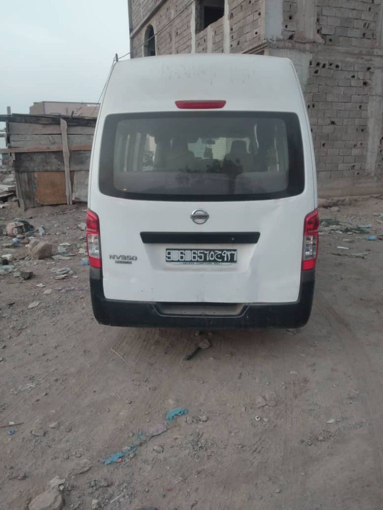 Mini-Bus Nissan Urban à Djibouti