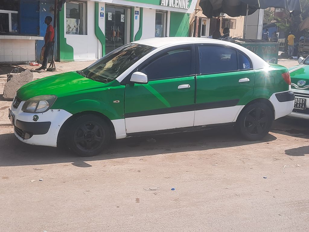 Voiture Taxi Kia Priade à Djibouti