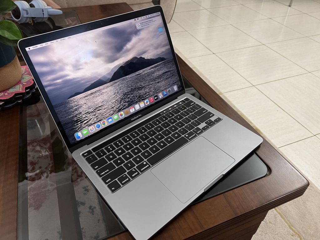 MacBook Pro (13.3-inch) à Djibouti