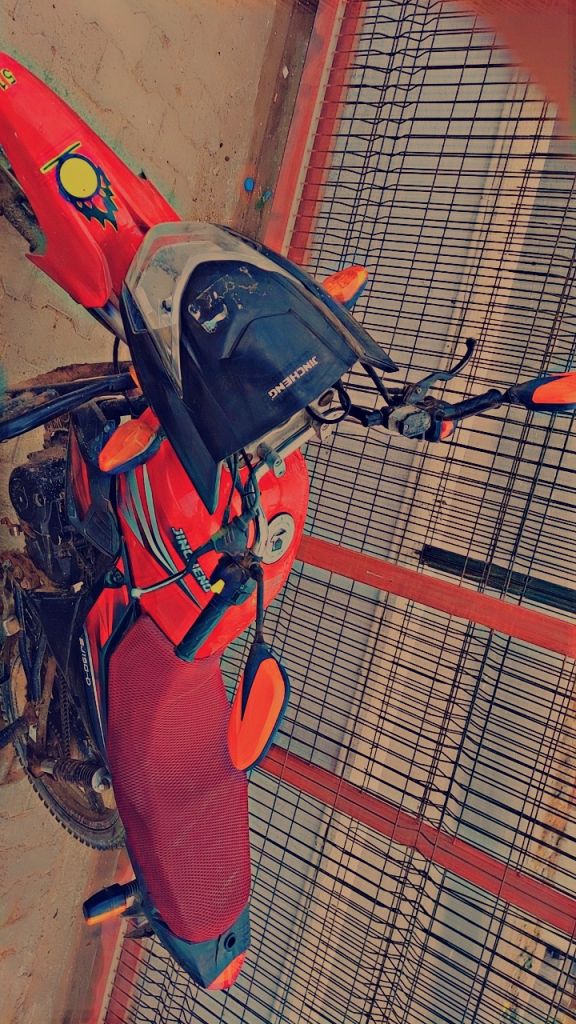 Moto Jincheng 150 à Djibouti