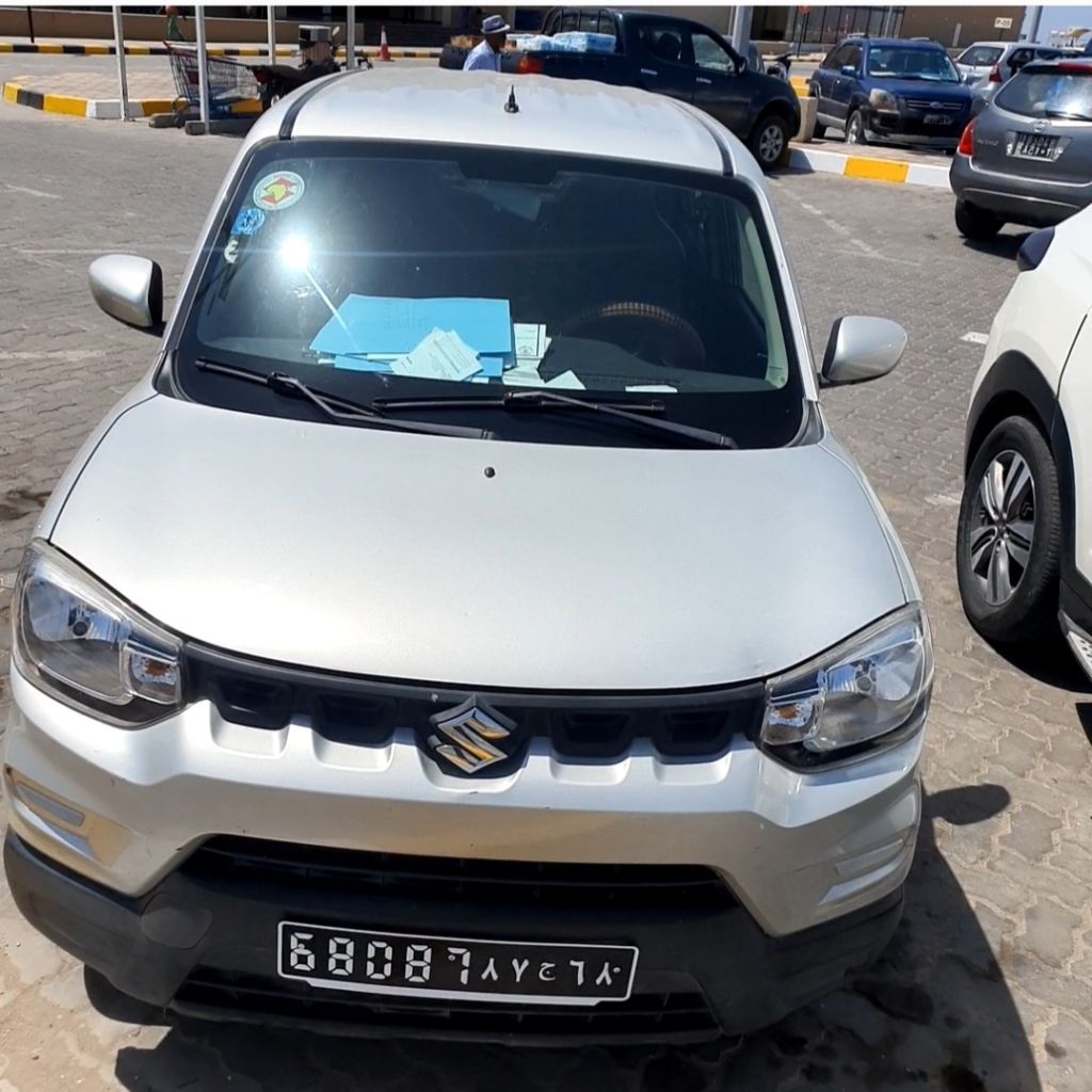 Voiture Suzuki Expreso à Djibouti