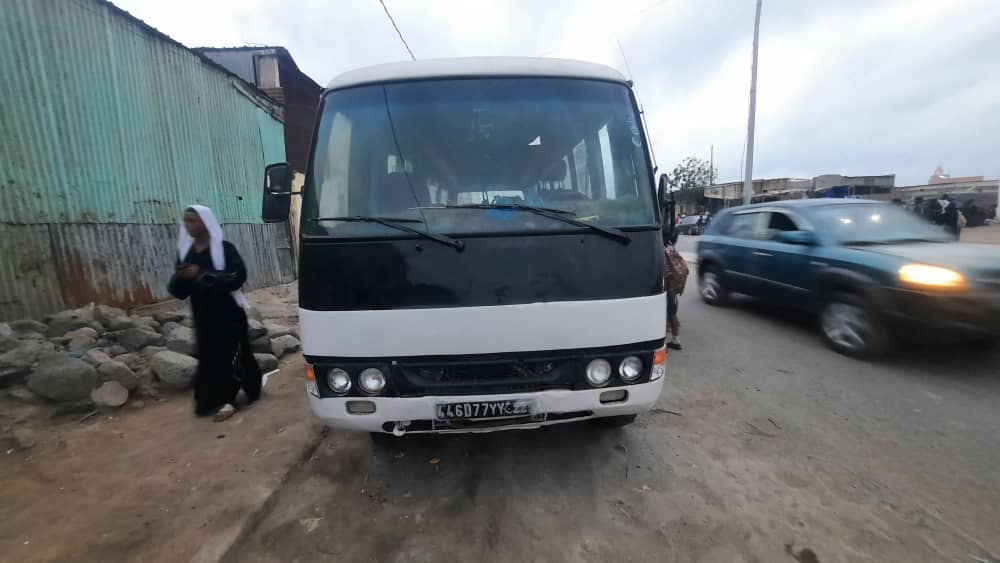 Bus 35 places Rosa Mitsubishi à Djibouti
