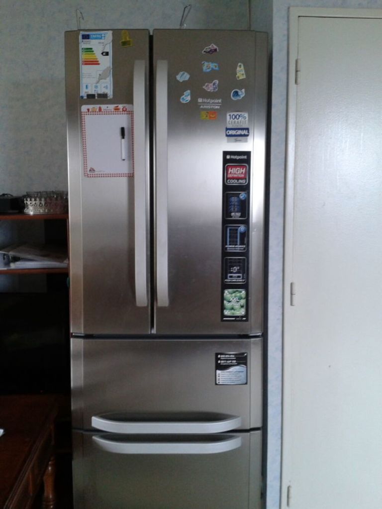Frigo Congélateur de Marque HOTPOINT à Djibouti