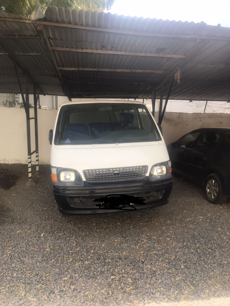 Mini Bus Marque Toyota à Djibouti