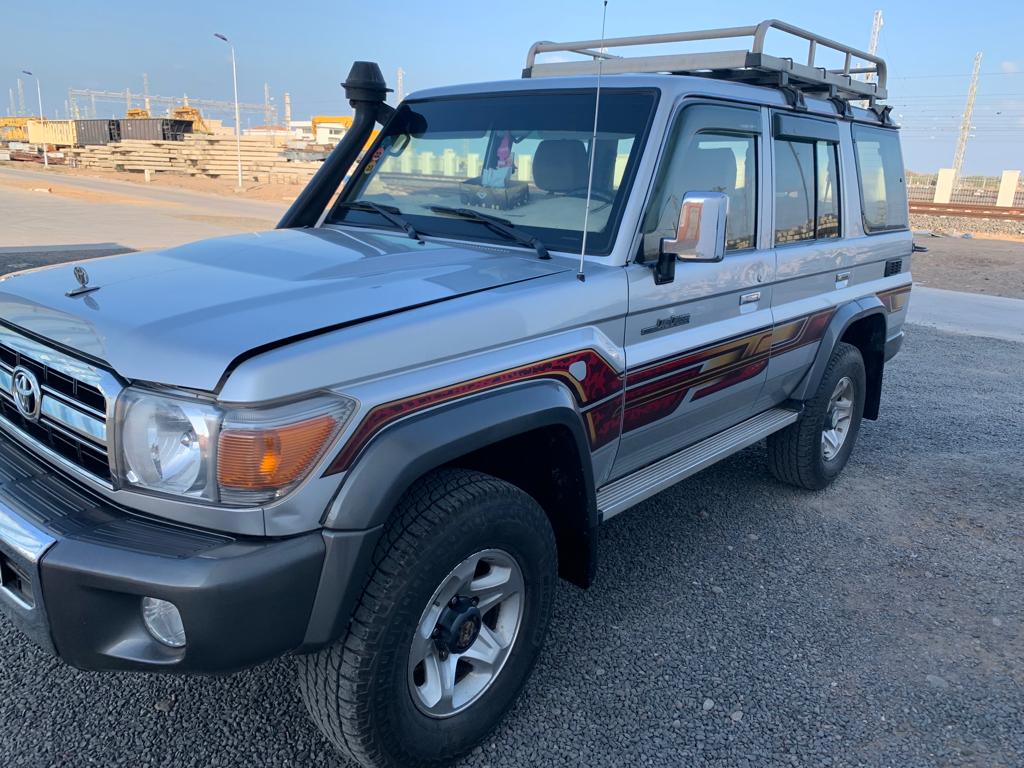 Voiture Marque Land Cruiser Hardtop Année 2016. à Djibouti