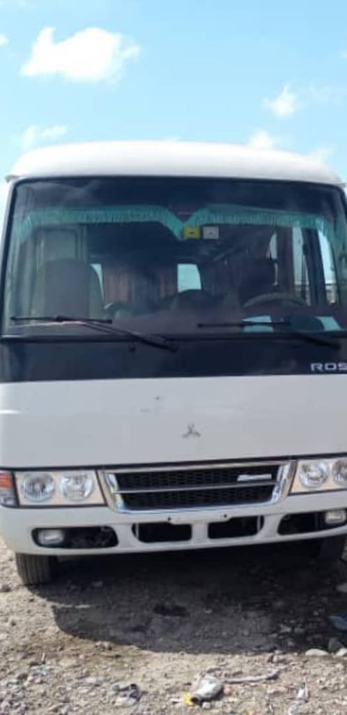 Nouveau bus de 35 places Depuis 4 jours à Djibouti à Djibouti