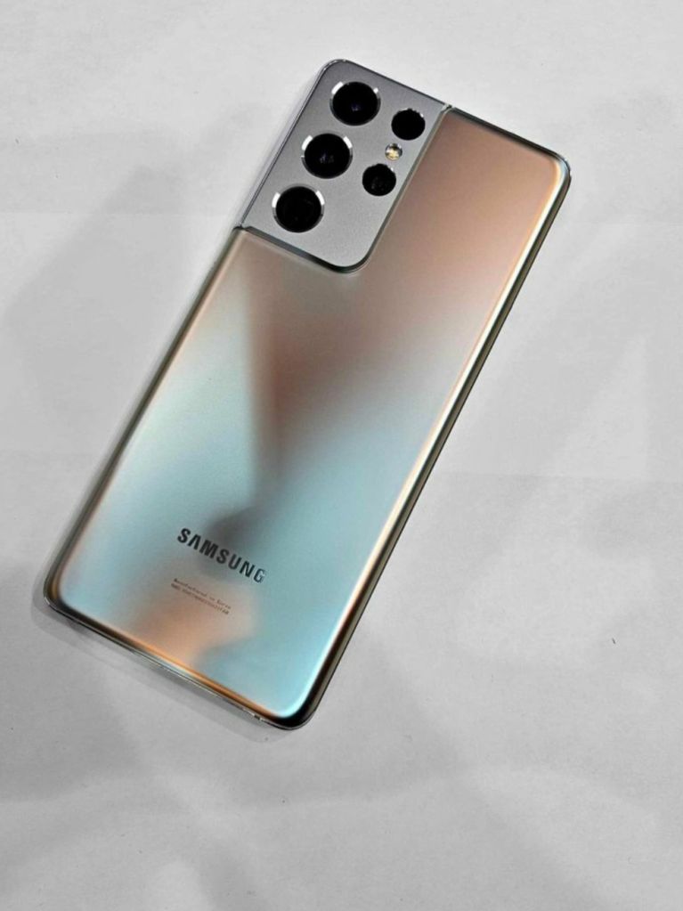 Téléphone S21 ultra 12 GB/256GB à Djibouti