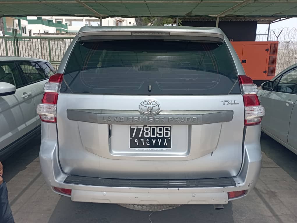 Voiture Toyota Prado TXL à Djibouti