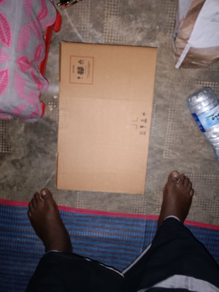 Laptop HP dans son carton à Djibouti
