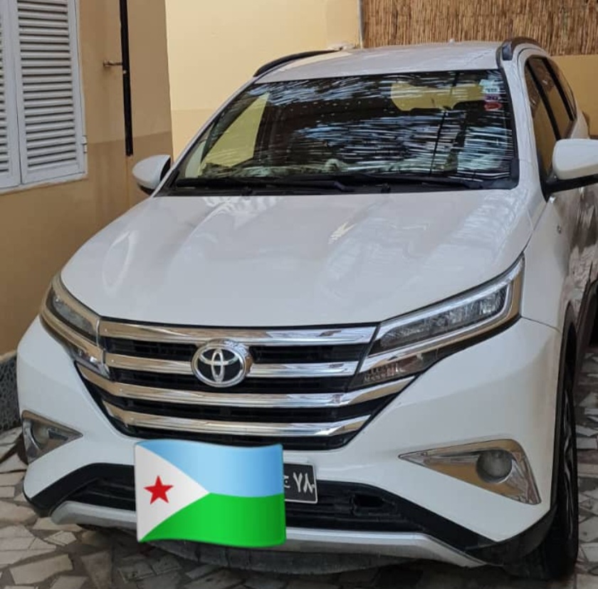 Voiture Toyota Rush Année 2018 à Djibouti