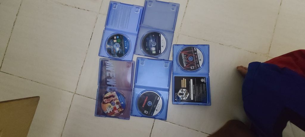 CD PS4 ET PS5 à Djibouti