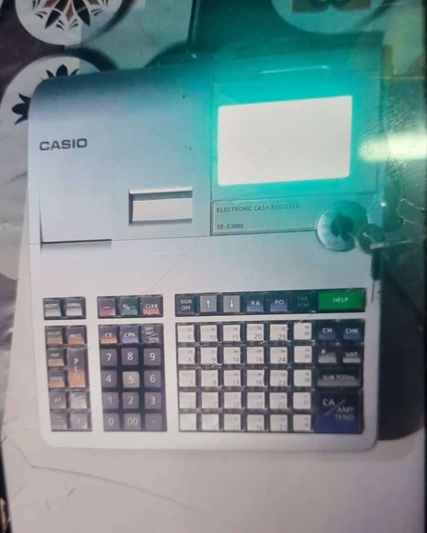 Casio ES-S3000M à Djibouti
