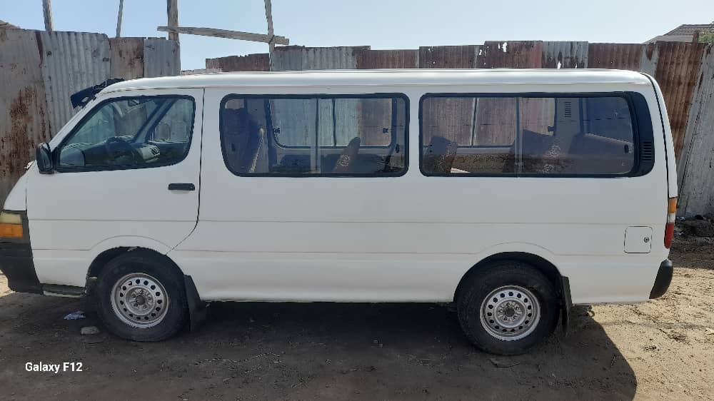 Mini bus à Djibouti