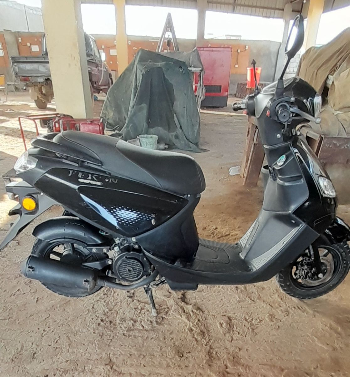 Moto Fekkon neuve 7 mois, moteur dynamique à Djibouti