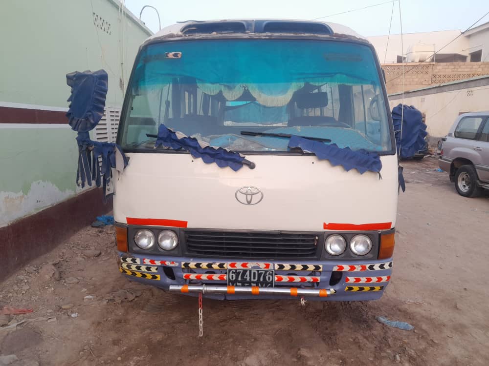 Bus Toyota Coaster à Djibouti