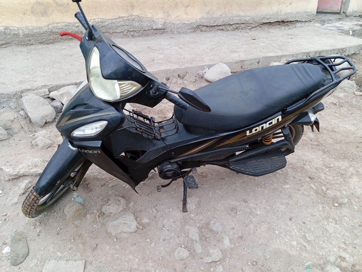 Loncin moto en vente - contactez-moi pour plus d'infos à Djibouti