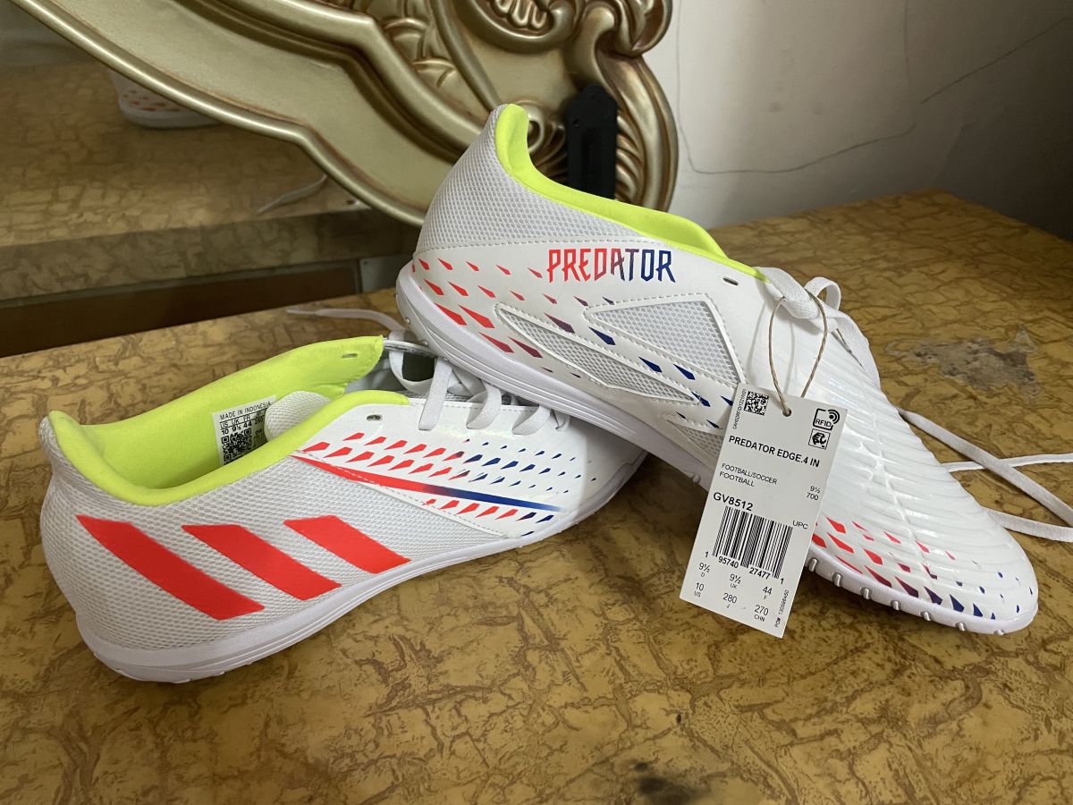Chaussures adidas predator edge 4 originales du Canada à Djibouti