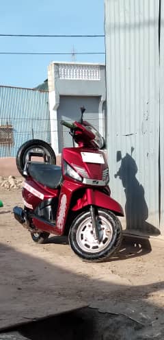 MOTO MAHINDRA à Djibouti