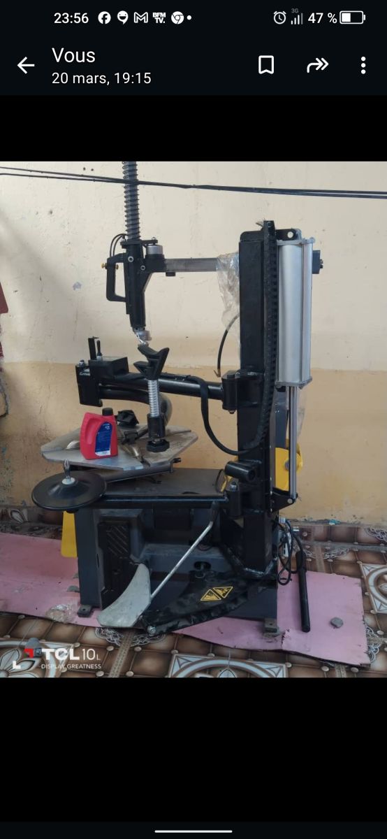 Machine pneumatique pour démontage facile et rapide des pneus à Djibouti