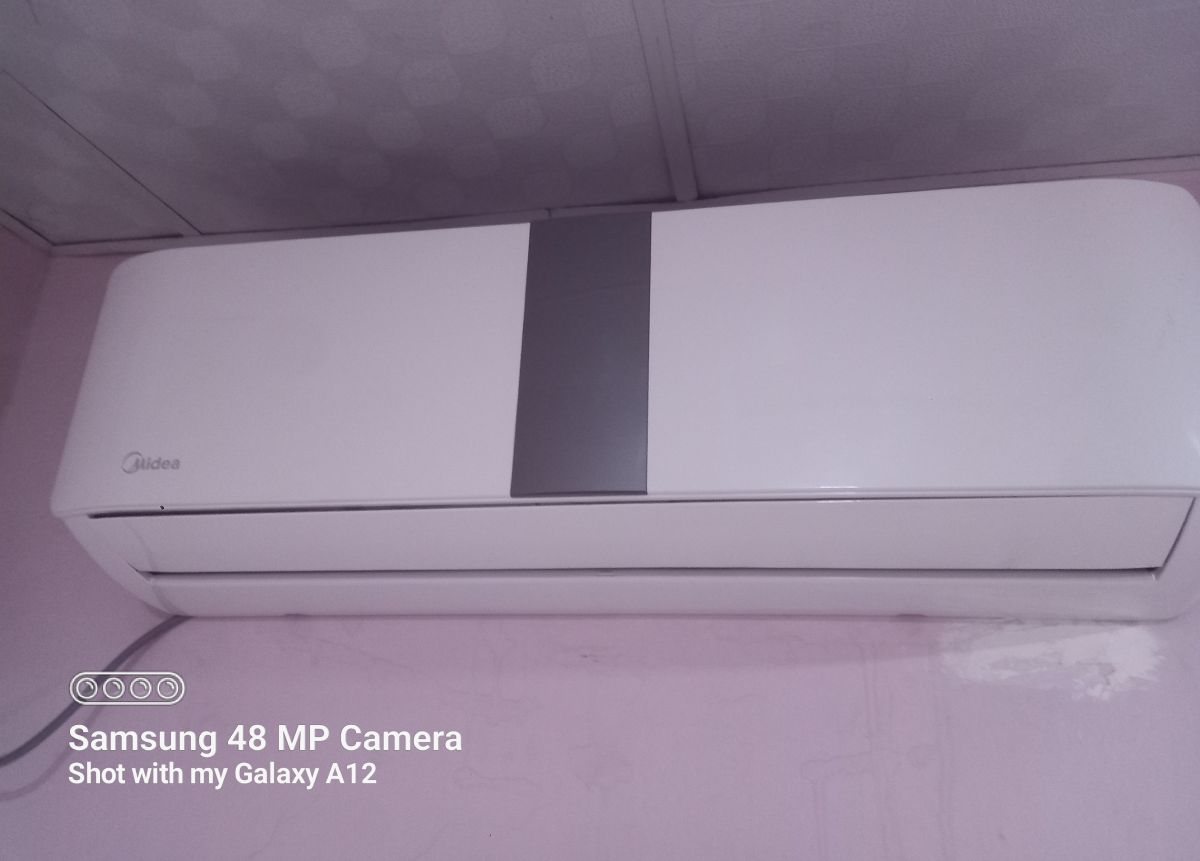 Climatiseur MIDEA 18 000 BTU pour 2 chv à Djibouti Climatiseur MIDEA 18 000 BTU pour 2 chv à Djibouti
