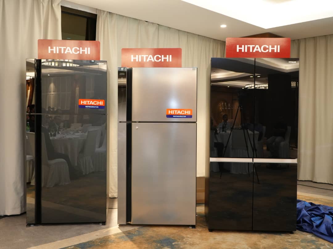 Double door refrigerator Hitachi à Djibouti