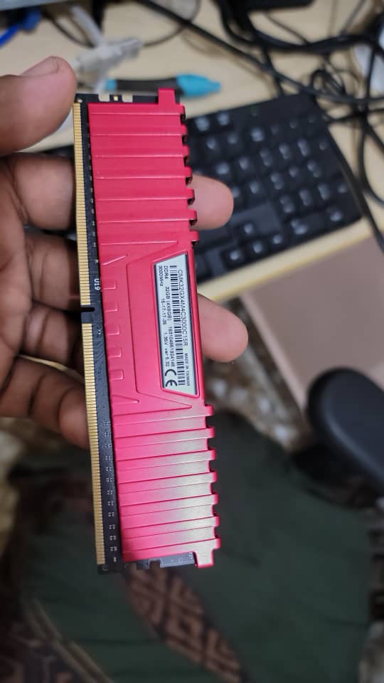 RAM 32 GB DDR4 GAMING à Djibouti