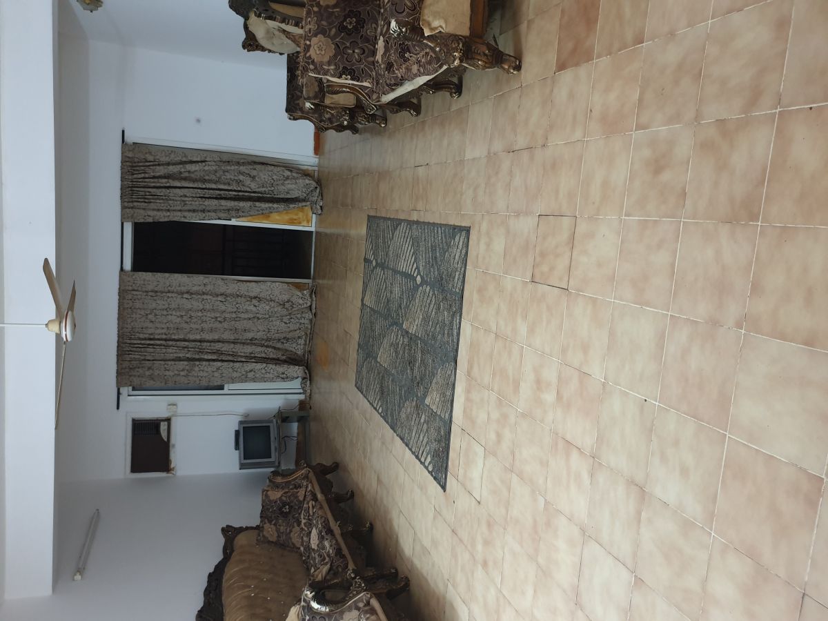 Appartement F4 avec balcon, groupe électrogène et parking à Gabode 5 à Djibouti