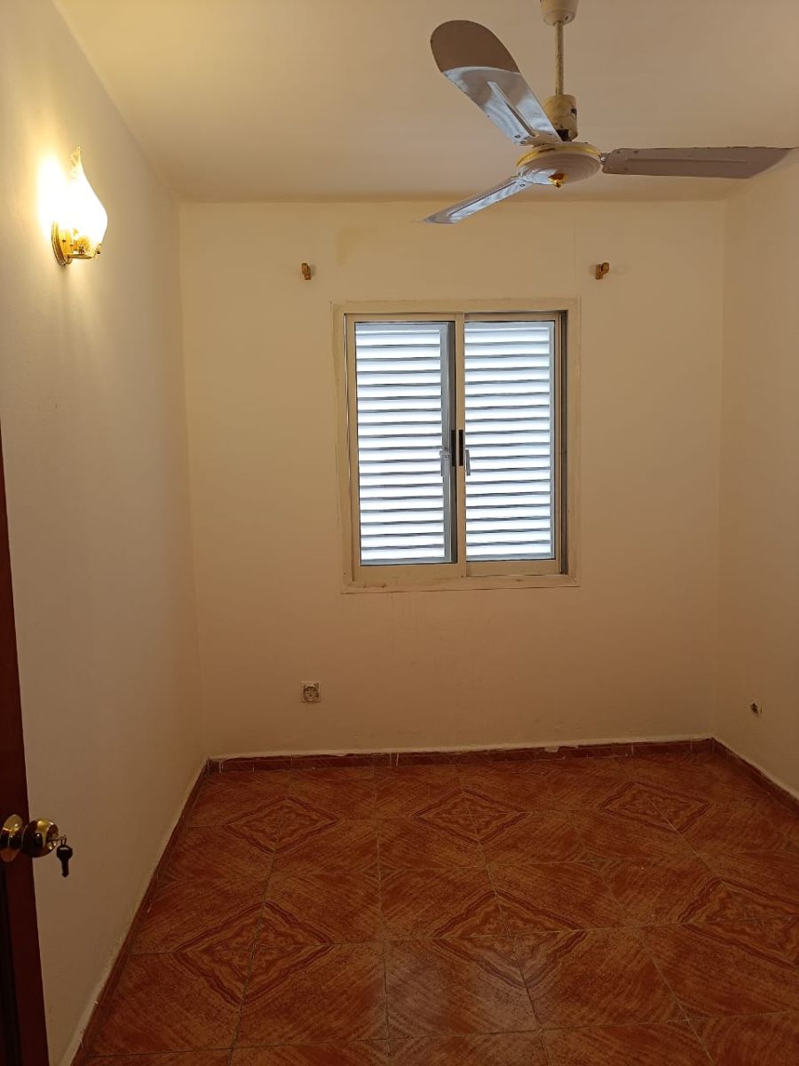 À louer appartement F4 75m² près de la place Ménélik au centre-ville à ...