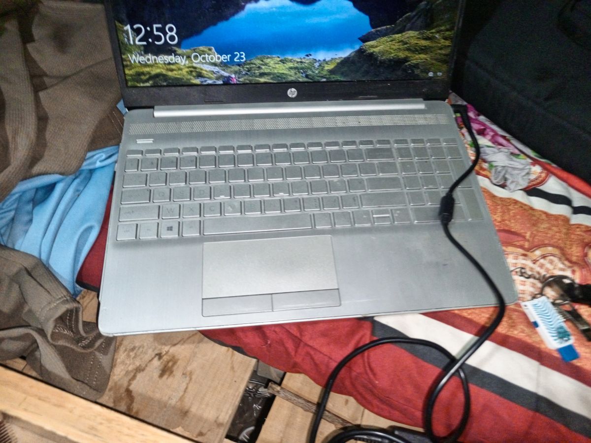 HP Pavilion Notebook i3 7th Gen - 500Go/4Go Windows 10 à Djibouti