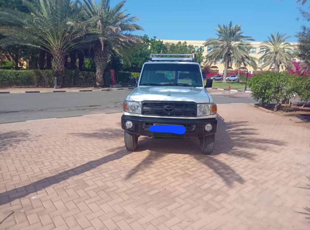 Hartop en état neuf, manuel, diesel à Djibouti