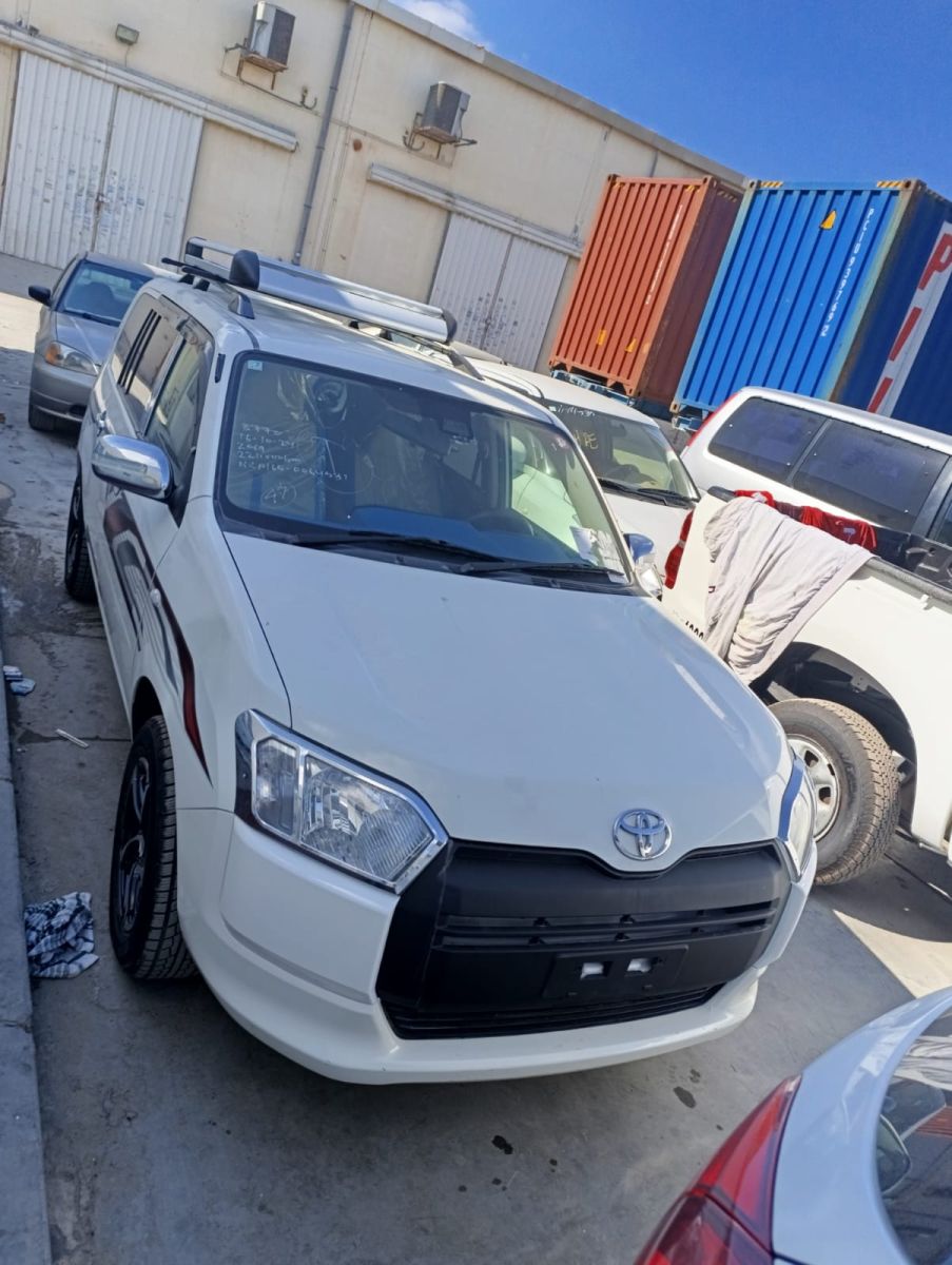 Toyota Probox 2019, écran large, design incroyable à Djibouti