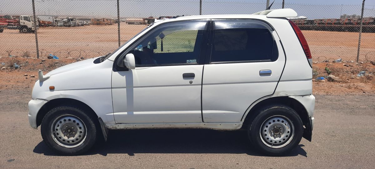 DAIHATSU TERIOS, diesel, boîte automatique, bon état à Djibouti
