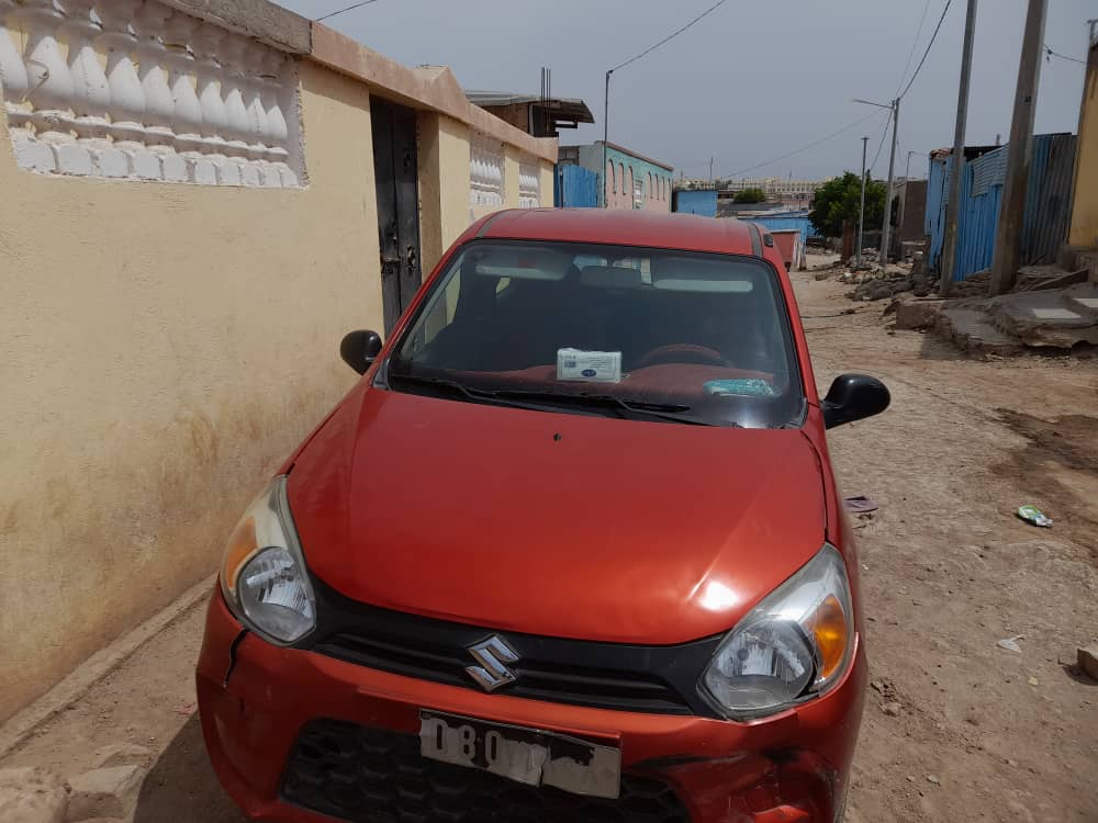 Suzuki Alto 2016, climatisation manuelle à Djibouti