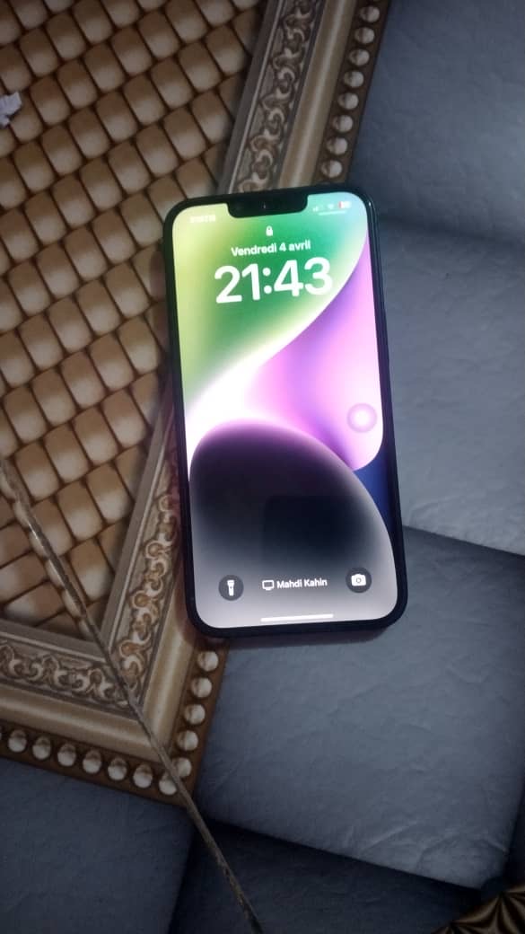 iPhone 14 normal en excellent état à vendre à Djibouti