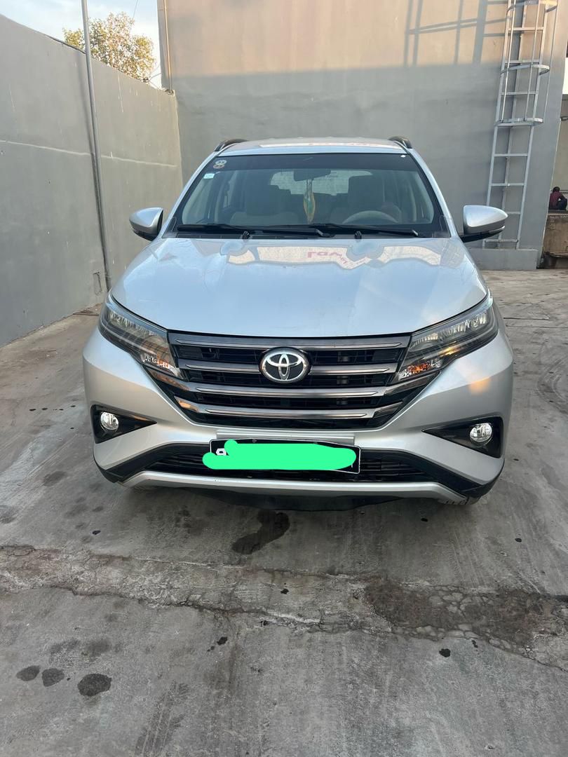 Voiture Toyota Rush neuve et abordable à Djibouti