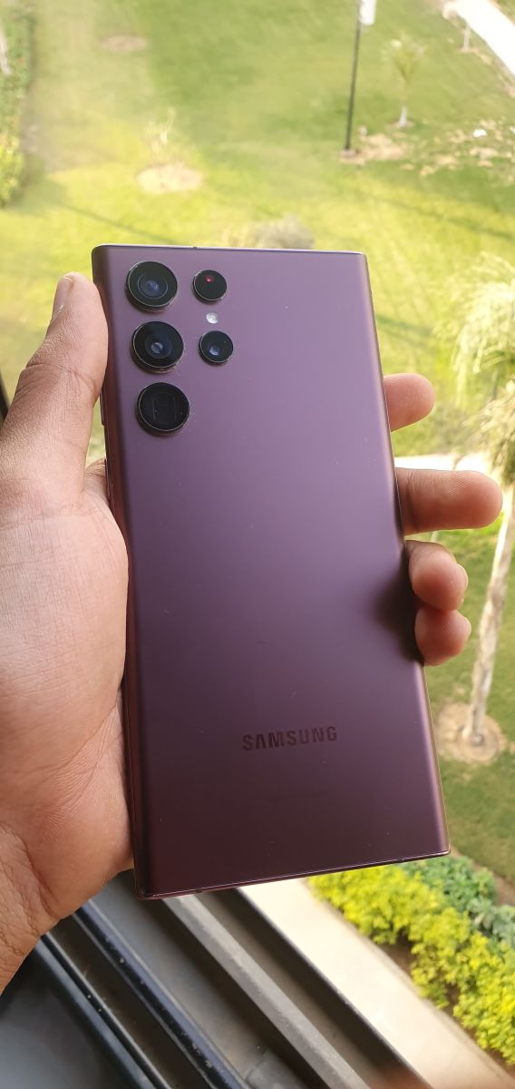 Samsung galaxy S22 ultra 128G , 8GO Ram à Djibouti