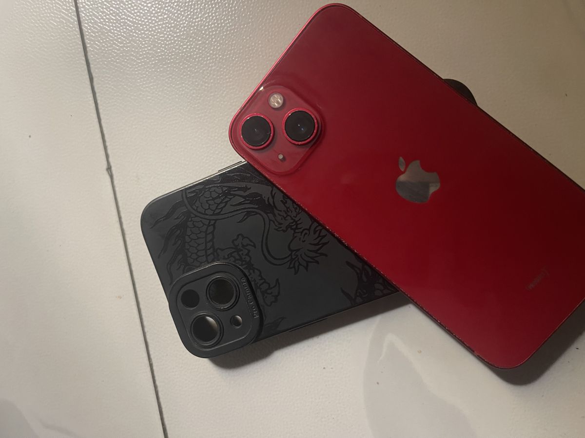 IPhone 13 Normal, État impeccable à Djibouti