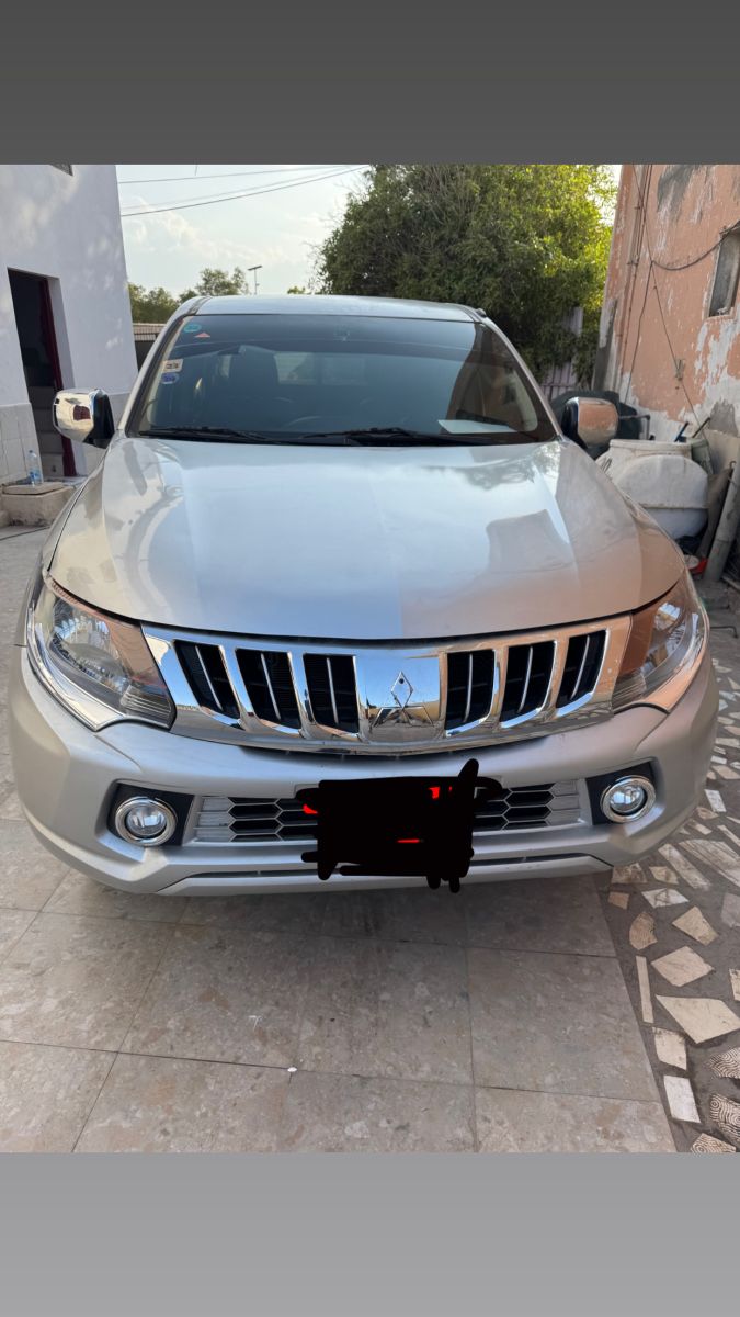 Mitsubishi L200 2018, diesel, robuste et polyvalent à Djibouti