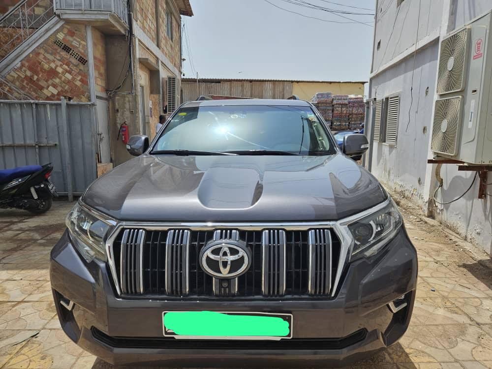Toyota Land Cruiser Prado VXL 2022, prix négociable à Djibouti